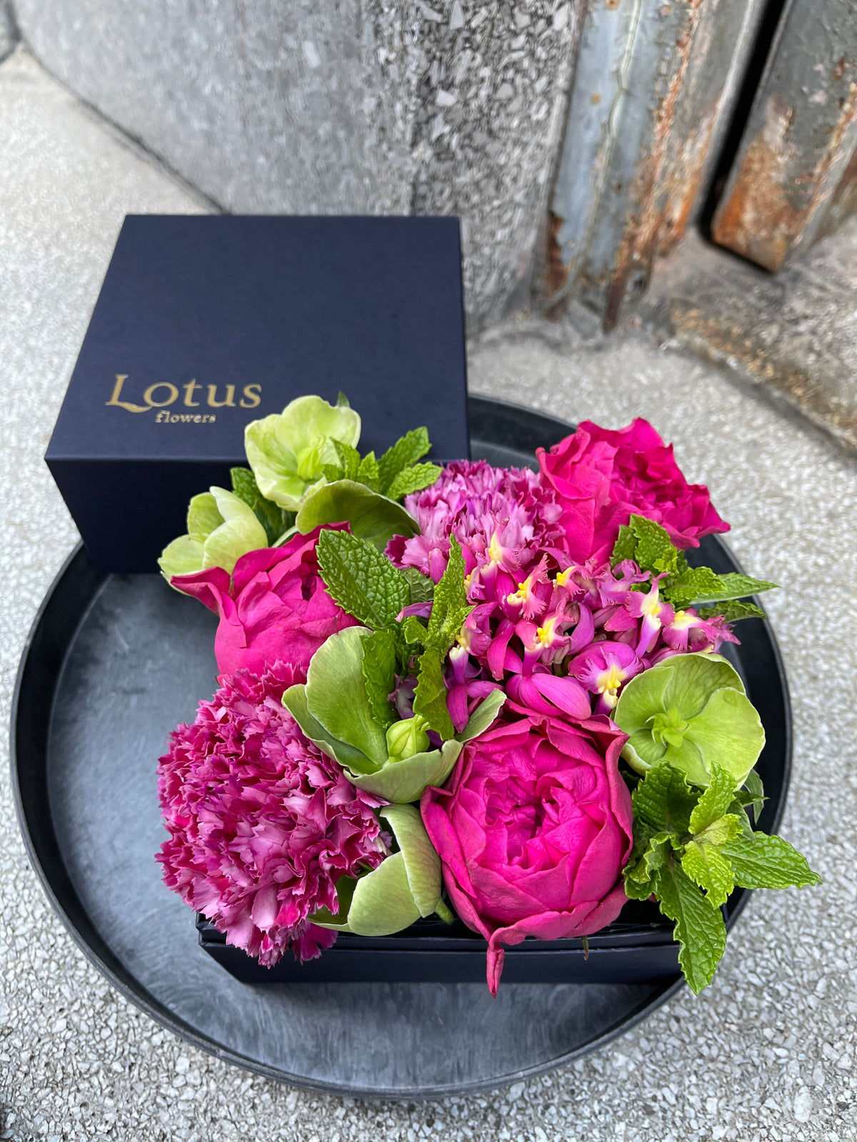 Box for flowers store